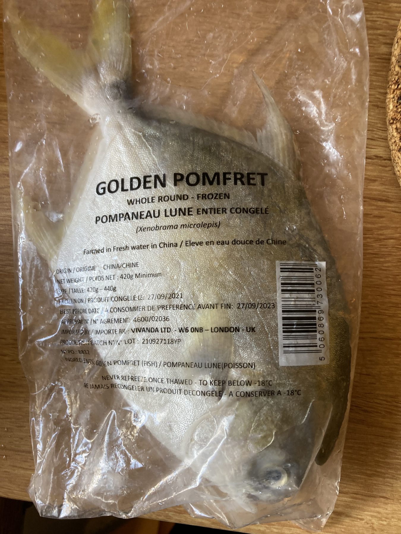Golden Pomfret /kg - Bahay Kubo